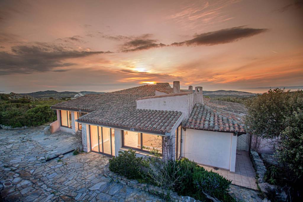 Villa in vendita a Santa Teresa Gallura via Aa71