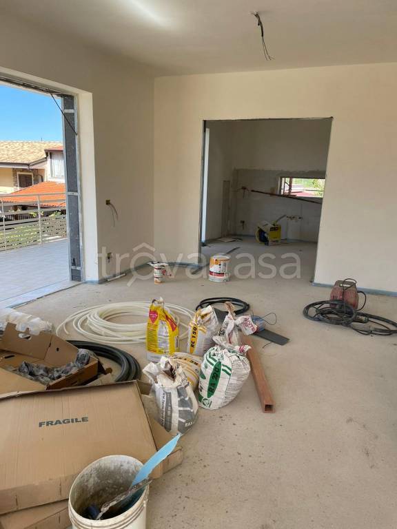 Appartamento in vendita a Cervaro via Rodi