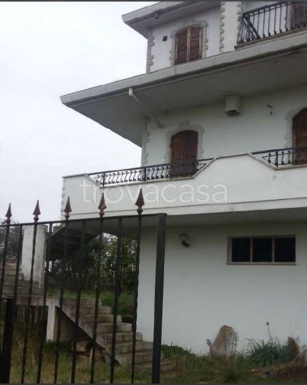 Villa Bifamiliare all'asta ad Albano Laziale via Montagnano, 64