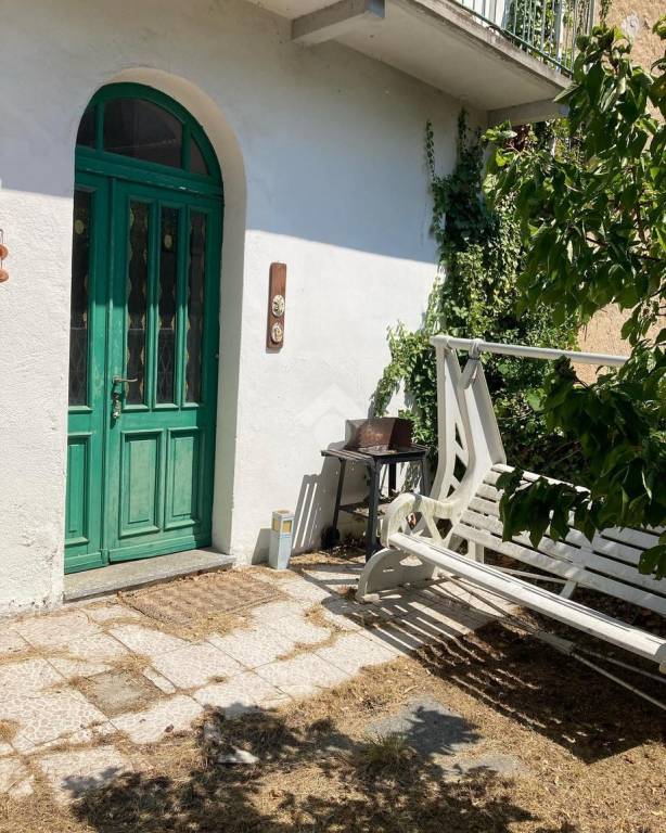 Casa Indipendente in vendita a Valdilana frazione simone, 106