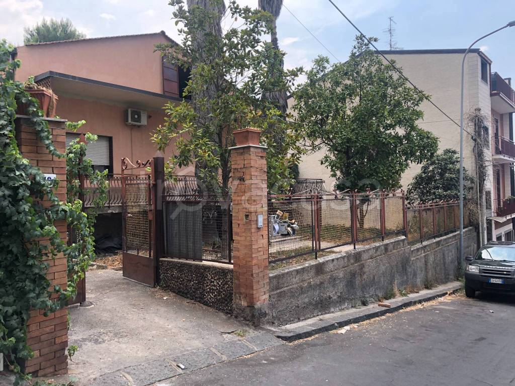 Villa in vendita a Belpasso