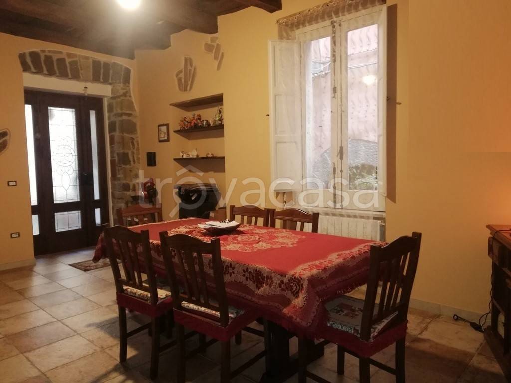 Appartamento in vendita a Caiazzo via Aulo Attilio Caiatino, 19