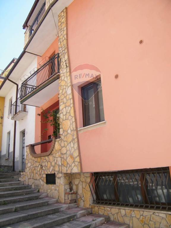 Casa Indipendente in vendita a Lama dei Peligni via Scalette, 6