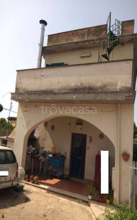 Villa all'asta ad Aprilia via Valle Carniera, 21