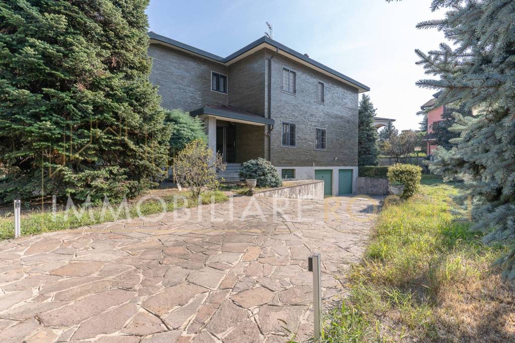 Villa Bifamiliare in vendita a Buccinasco