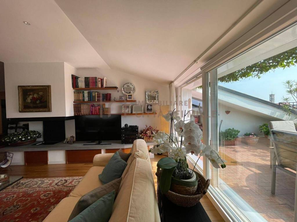 Appartamento in vendita a Bergamo via Giosue Carducci