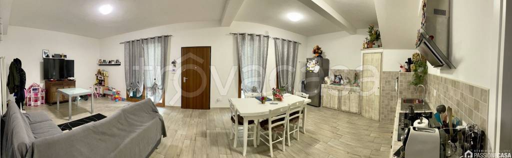 Appartamento in vendita a Carmignano via Francesco Petrarca