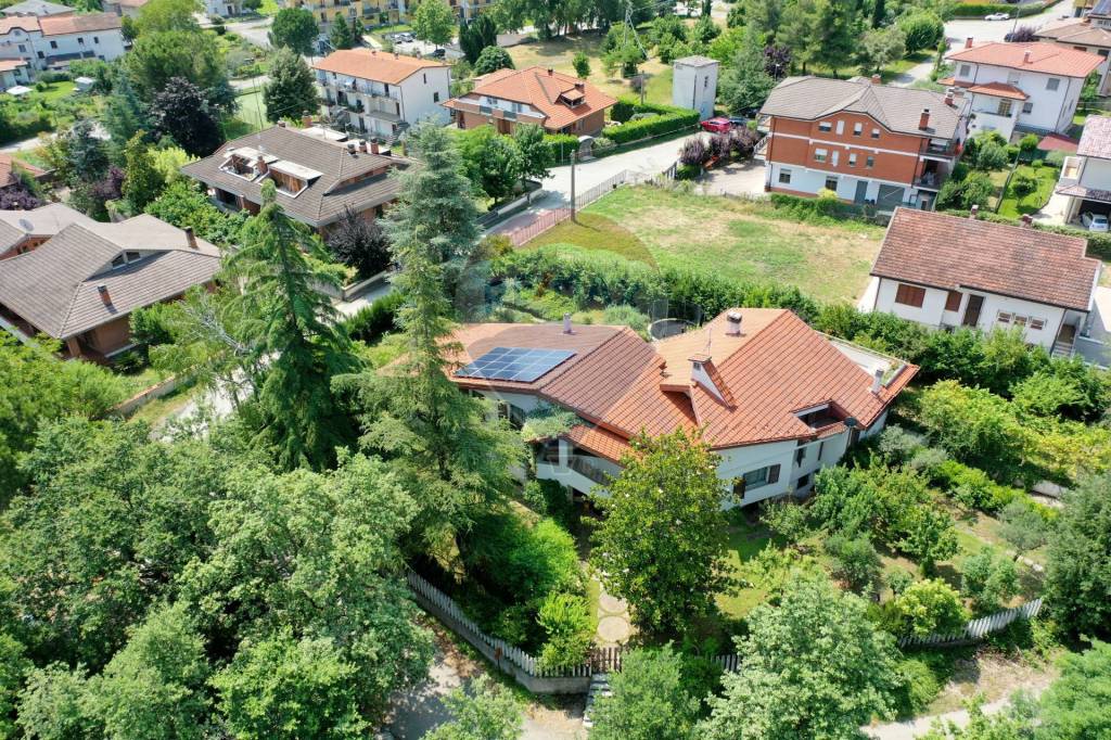 Villa in vendita a Fara Filiorum Petri via Brecciarola, 2