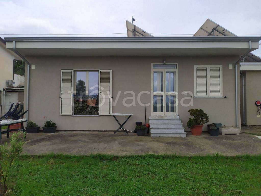 Villa Bifamiliare in in vendita da privato a Catanzaro traversa 1 degli Svevi, 1A