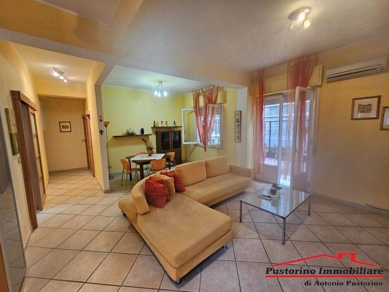 Appartamento in vendita a Reggio di Calabria via Tito Minniti