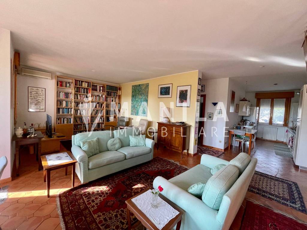 Appartamento in vendita a Carbonera via Marzemine