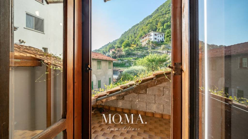 Appartamento in vendita a Oliveto Lario