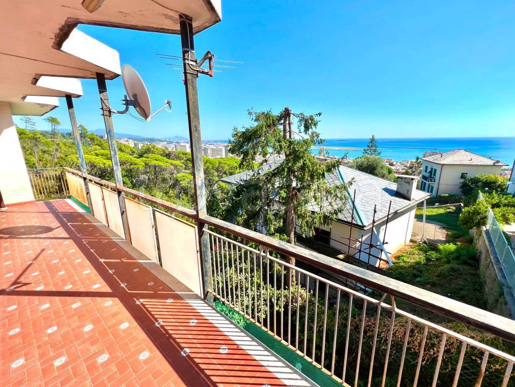 Appartamento in vendita a Genova via Amerigo Vespucci