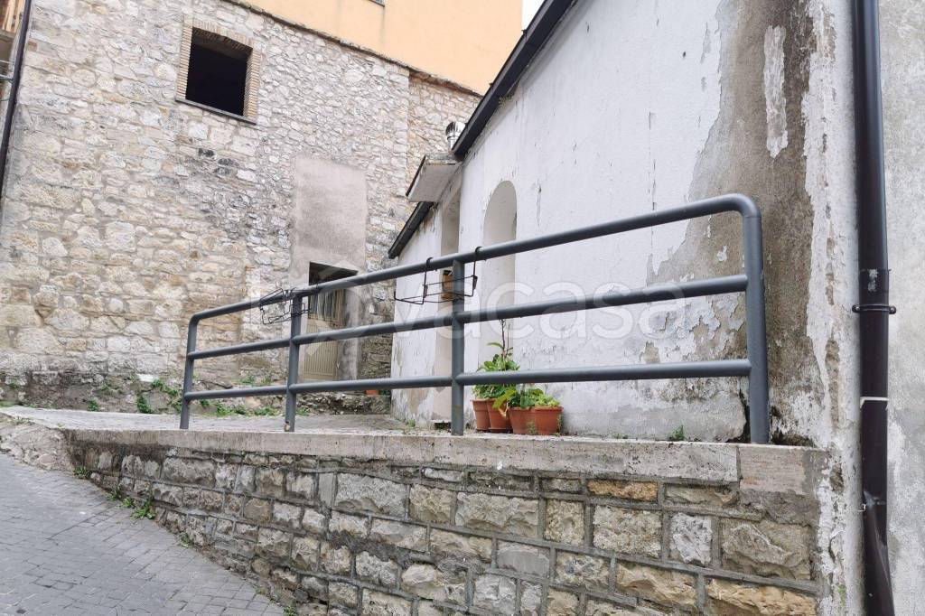 Villa in in vendita da privato a Montefalcone nel Sannio via Regina Margherita, 49