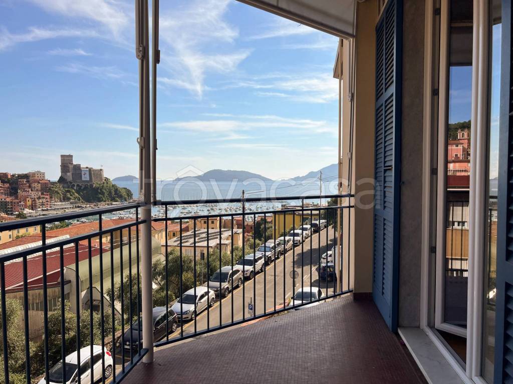Appartamento in vendita a Lerici via Generale Ferrari