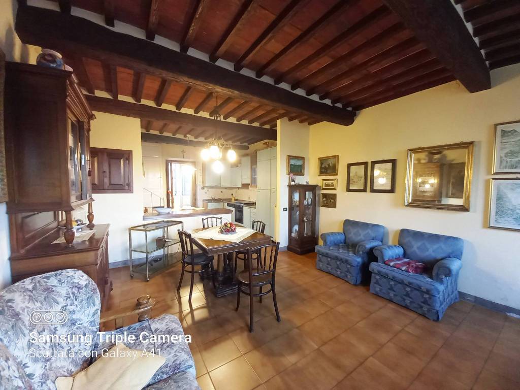 Casa Indipendente in vendita a Capannori via Nuova di Guamo, 39