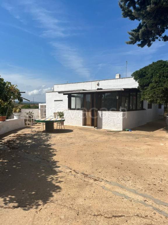 Villa in vendita a Carovigno