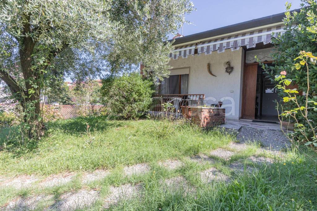 Villa in vendita a Pavia di Udine via Don Antonio Antonutti