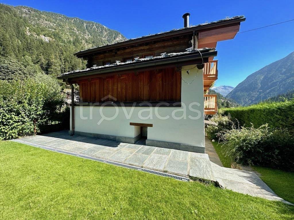 Appartamento in vendita a Gressoney-Saint-Jean località Champsil, 14