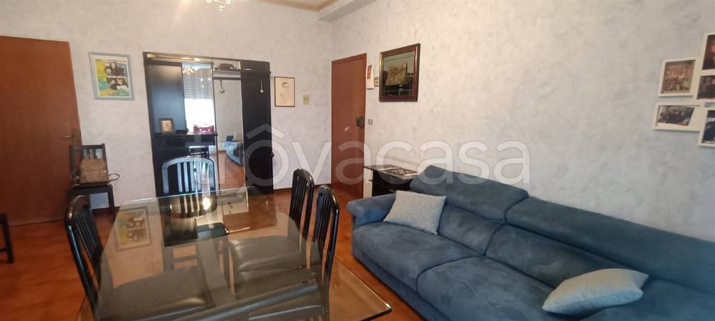 Appartamento in vendita a Camporotondo Etneo viale della Regione