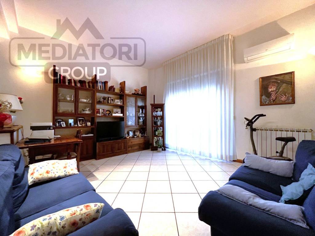 Appartamento in vendita a Prato via Tevere