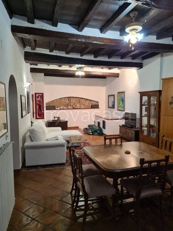 Casa Indipendente in vendita ad Alatri vicolo della Piazzetta