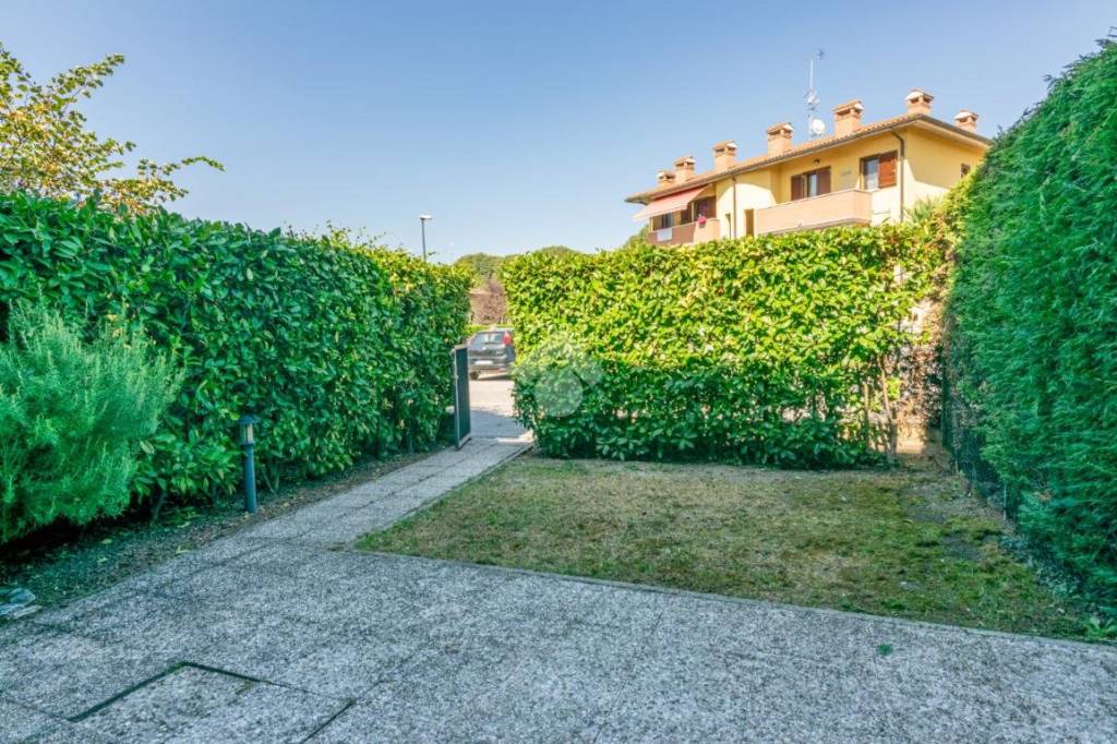 Villa a Schiera in vendita a Vigarano Mainarda via della Fornace, 13