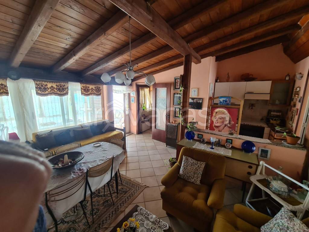 Villa Bifamiliare in vendita a Scicli via Telemaco, 23/1