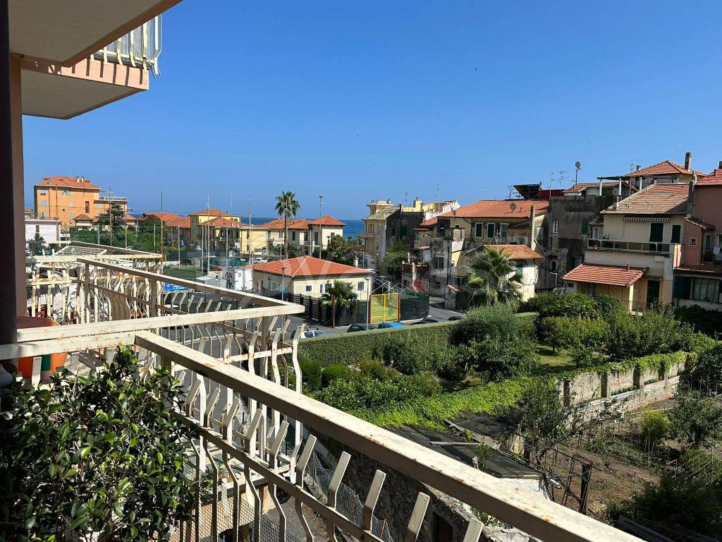Appartamento in vendita a Riva Ligure vico San Maurizio, 22B