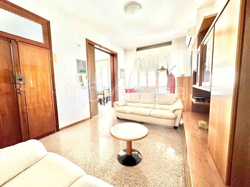 Appartamento in vendita a Rimini viale Latina