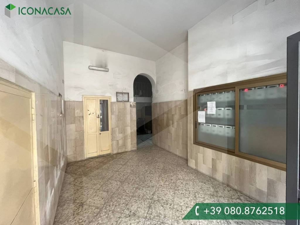 Appartamento in vendita a Bari via Fratelli Bandiera, 25