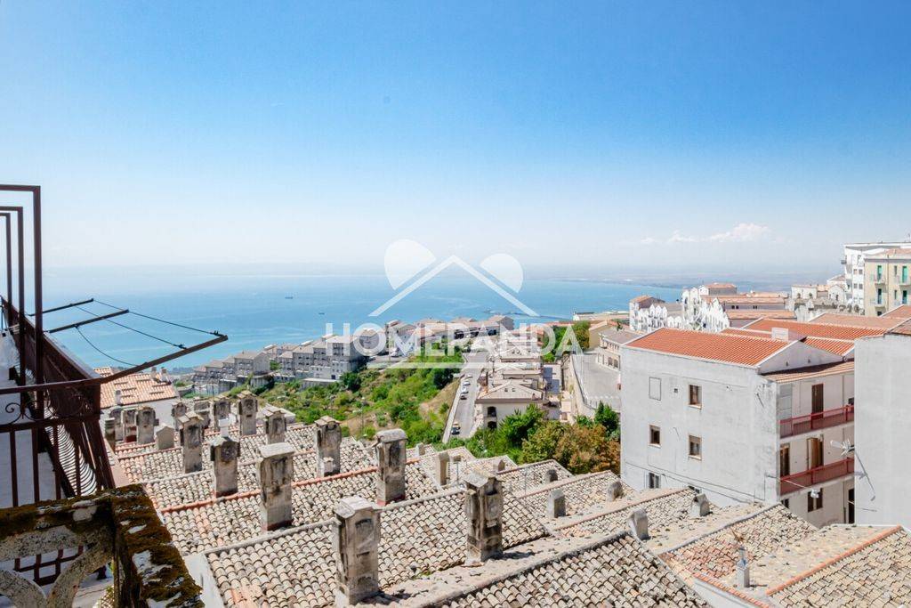 Appartamento in vendita a Monte Sant'Angelo via Fazio degli Uberti, 13