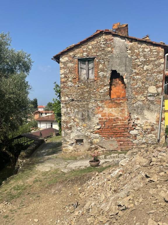 Rustico in vendita a Massarosa via di Beretta, 24