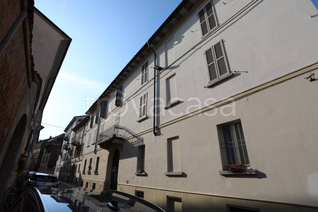 Appartamento in vendita a Pavia via Pietro Carpanelli, 20