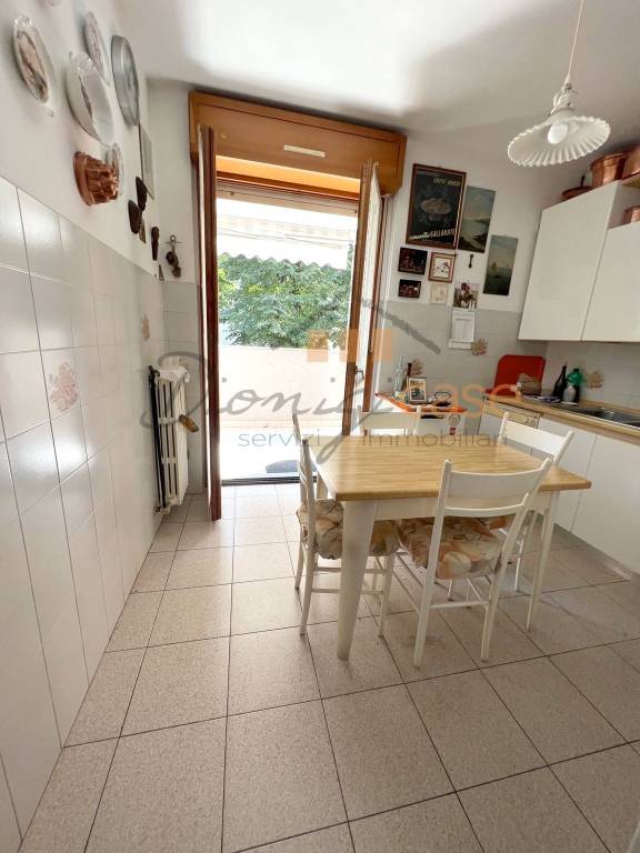 Appartamento in vendita a Gallarate corso Leonardo da Vinci, 46