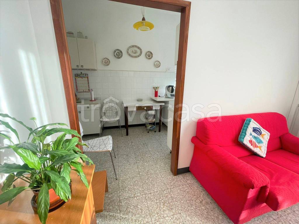 Appartamento in vendita ad Albenga regione Carrà