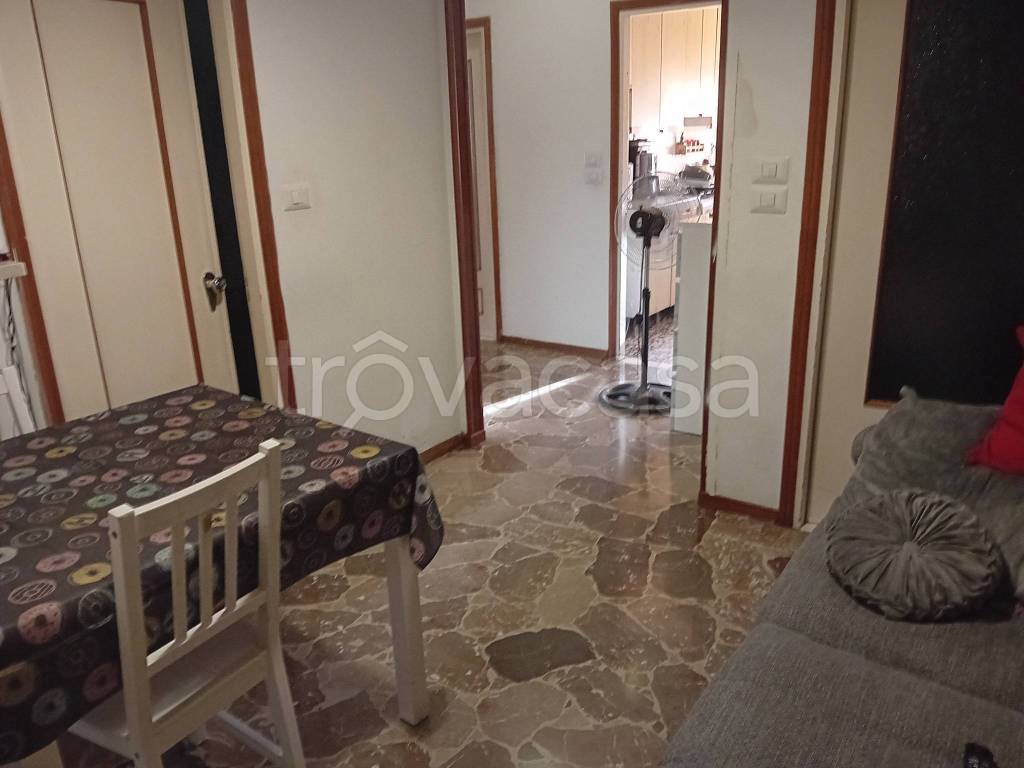 Appartamento in vendita a Parma via Trento, 44