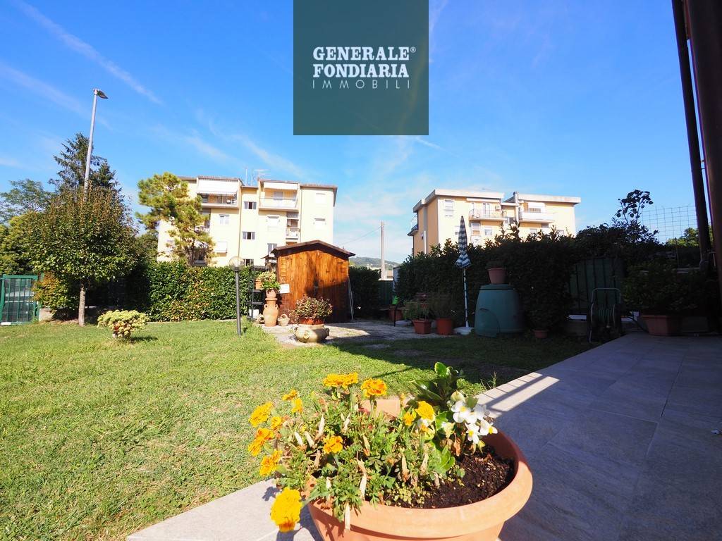 Appartamento in vendita a Bolano via Genova