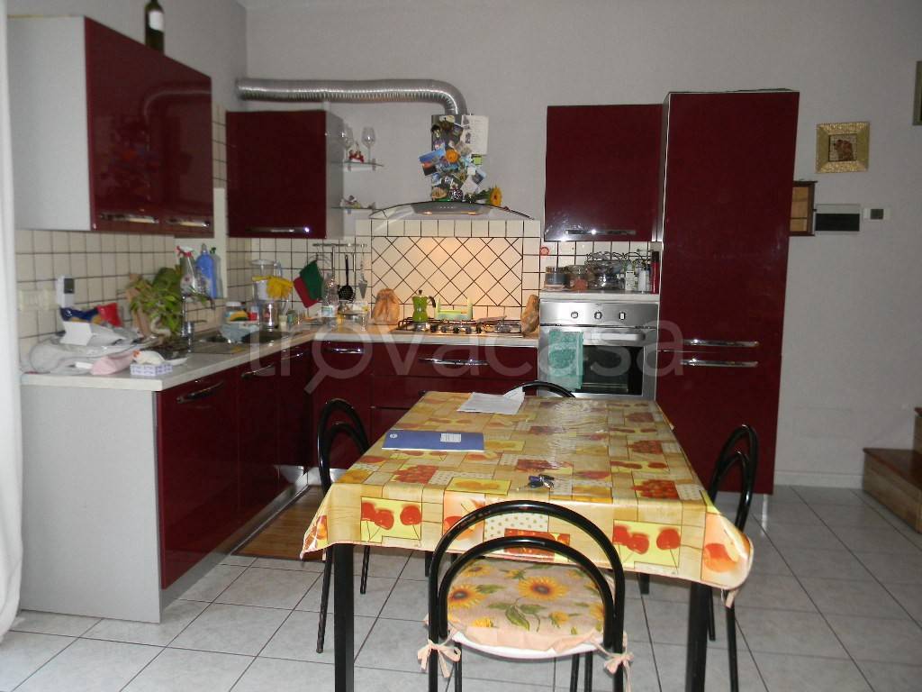 Appartamento in vendita a Ragusa via Ciullo d'Alcamo, 13