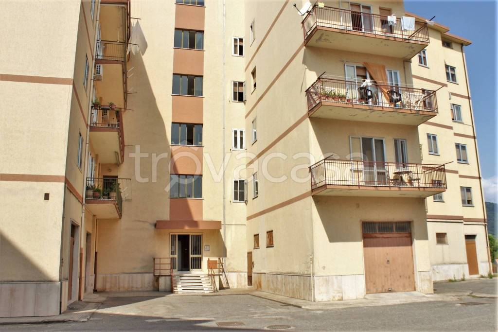 Appartamento in vendita a Catanzaro via Angelo Zavarroni, 17
