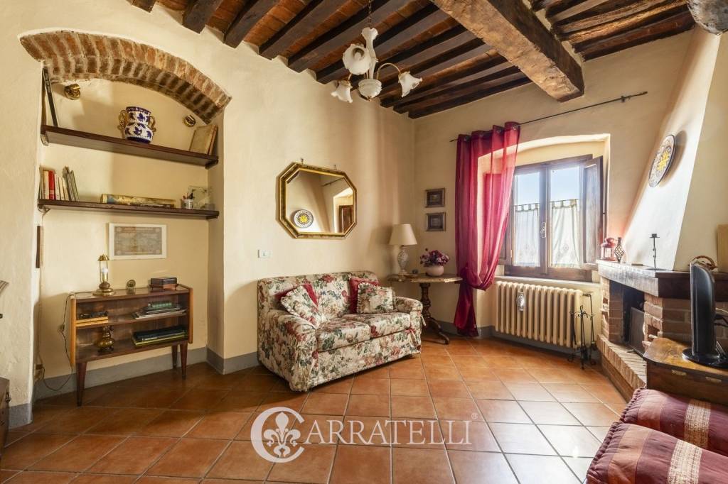 Casa Indipendente in vendita a Montepulciano via di Gracciano nel Corso, 5