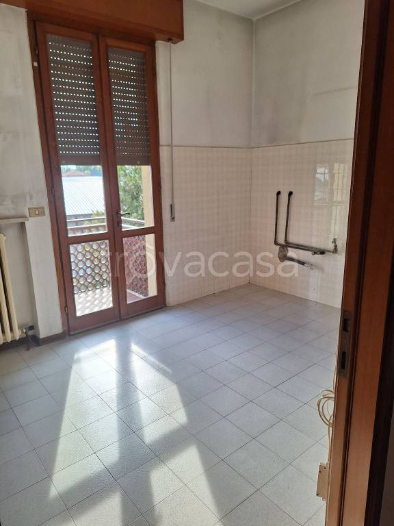 Villa in vendita a Mantova strada Dosso del Corso
