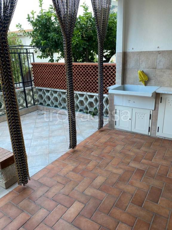 Villa a Schiera in vendita a Fiumefreddo Bruzio