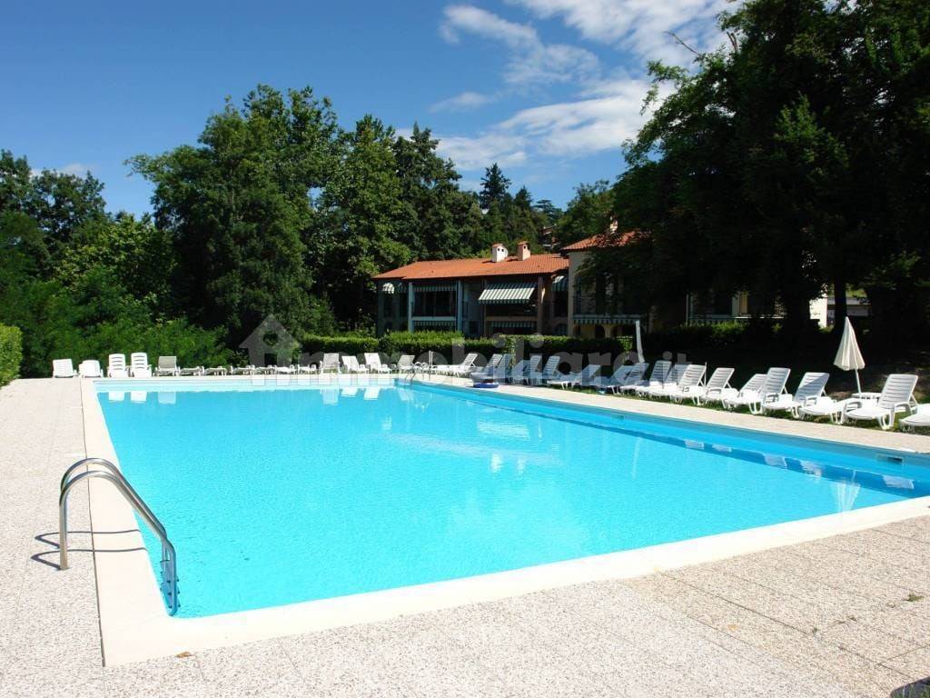 Appartamento in in vendita da privato a Montegrino Valtravaglia via Bosco Sole, 26