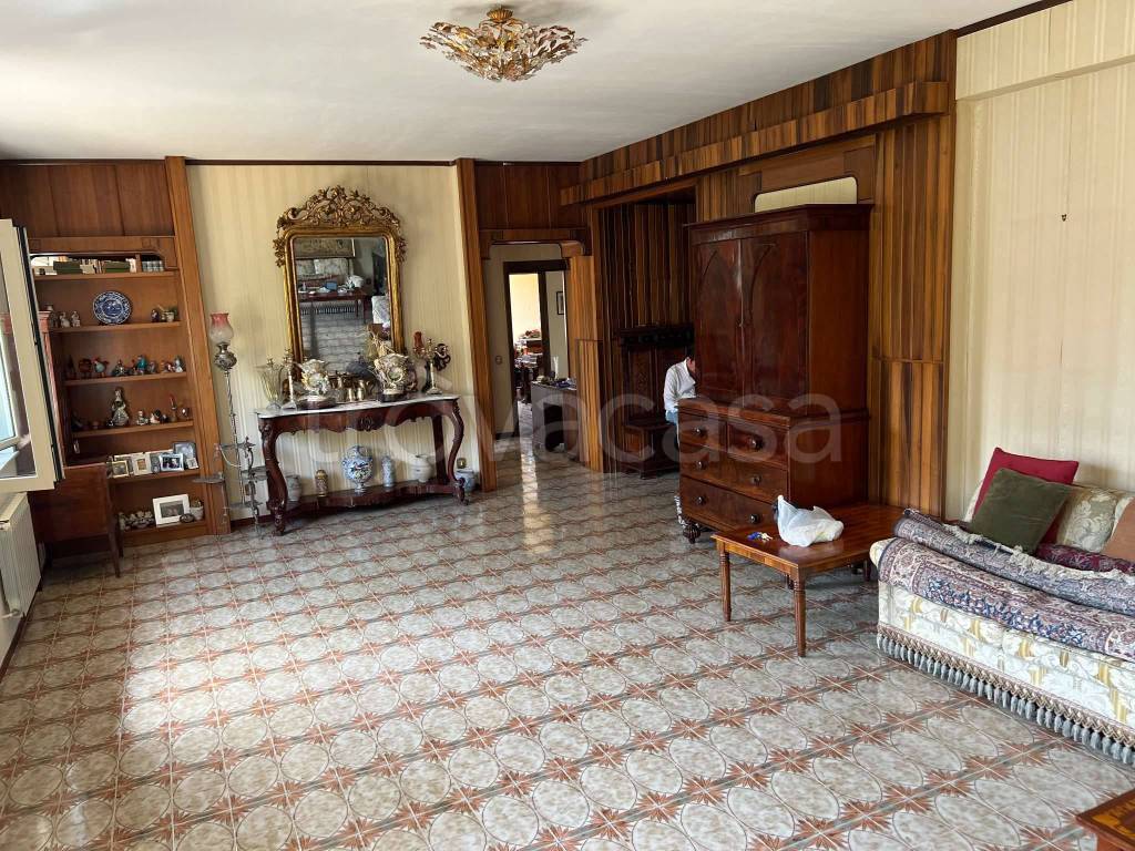 Appartamento in vendita a Caltanissetta via f. Paladini