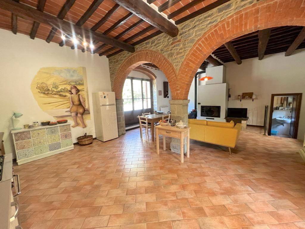 Rustico in vendita a Talla strada Provinciale Valdarno Casentinese, 3