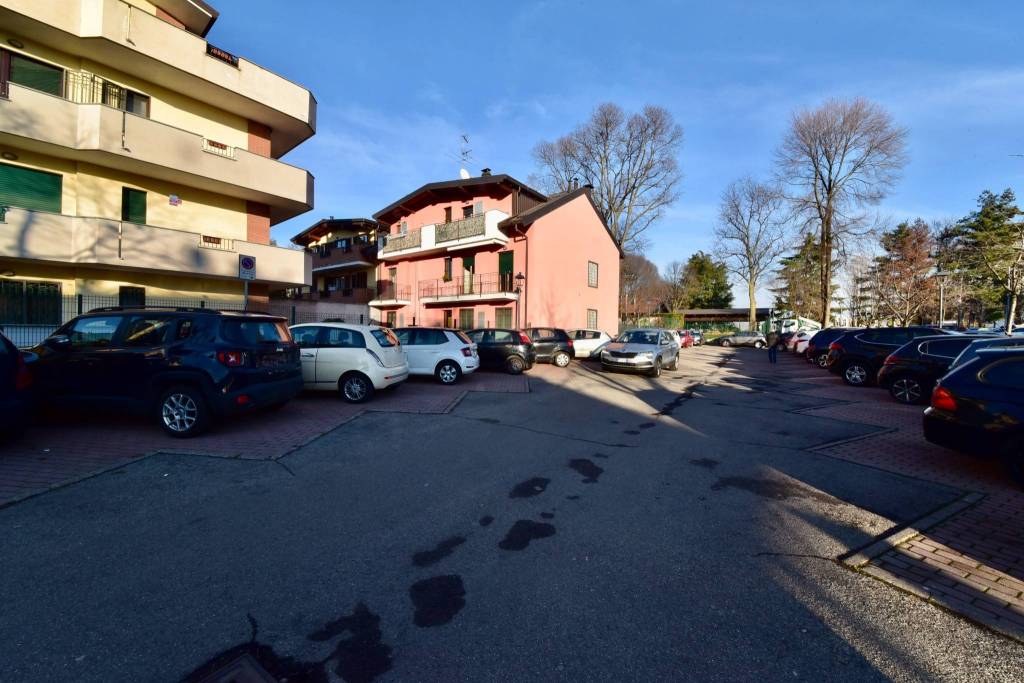 Appartamento in vendita a Origgio via Piantanida, 14