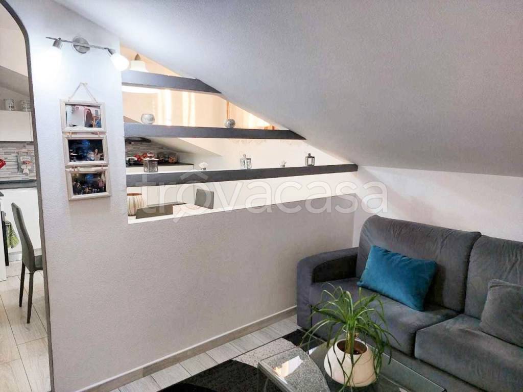 Attico in vendita a Luni via Larga