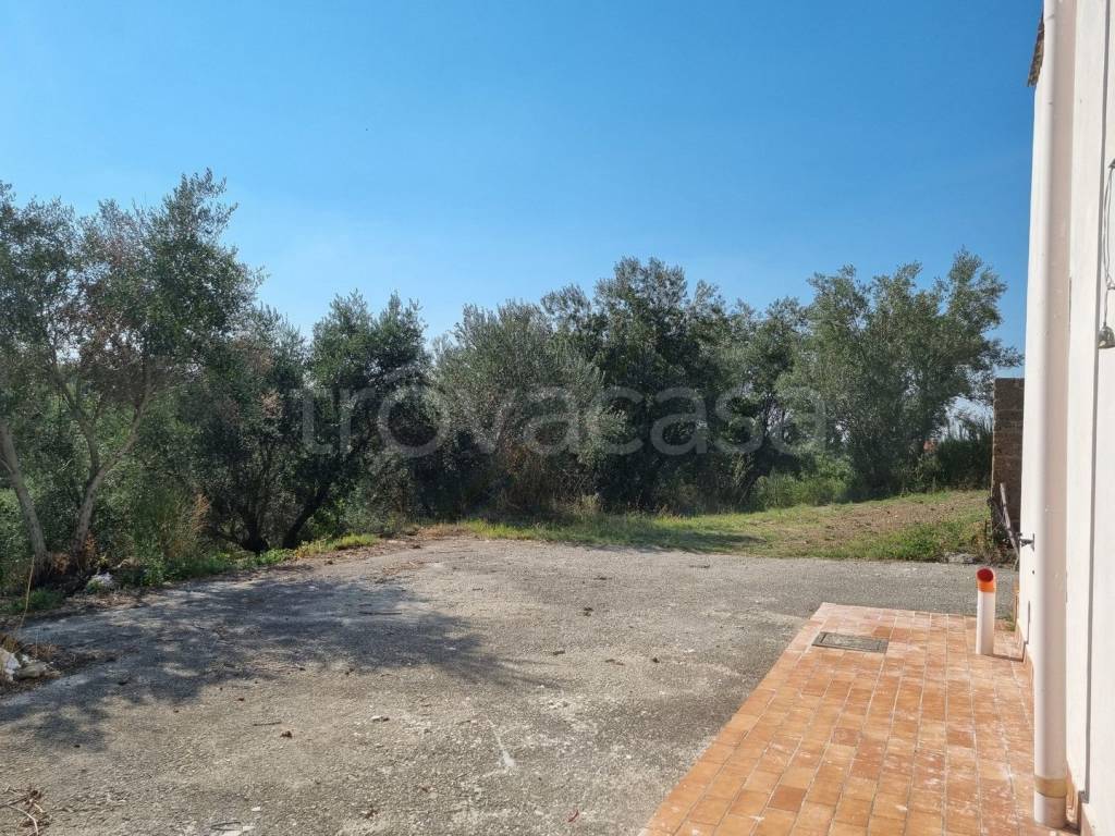 Villa Bifamiliare in vendita a Viterbo strada Tobia, 33