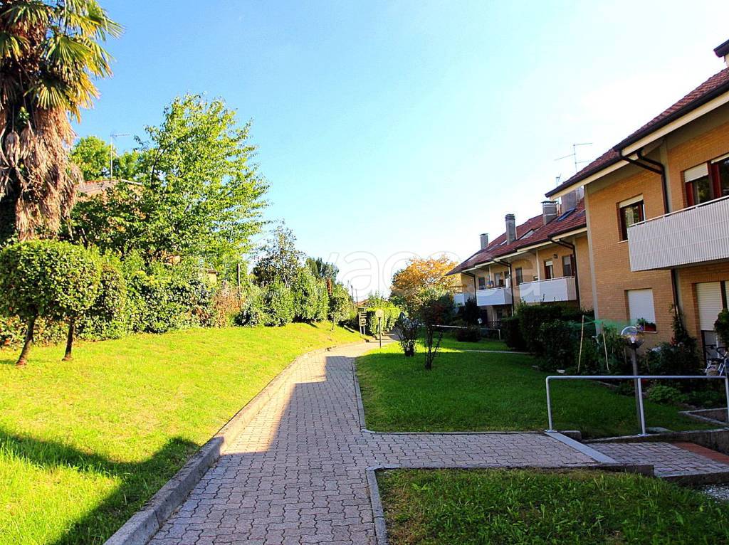 Appartamento in vendita a Tarcento via Brucchiolosa